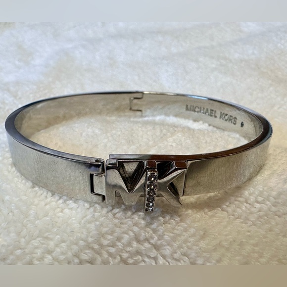 Michael Kors | Jewelry | Michael Kors Silvertoned Hinged Bangle ...